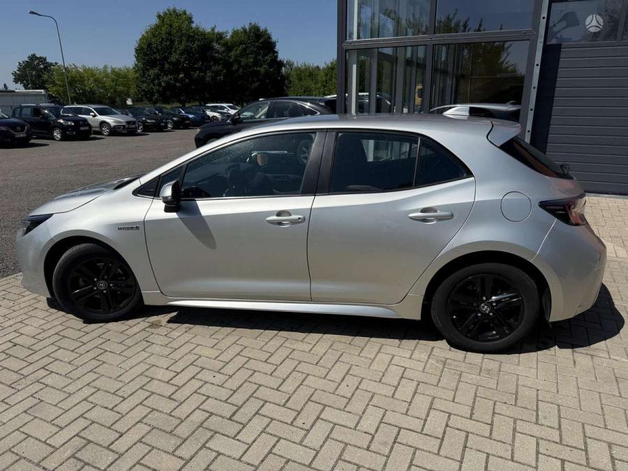 Pelēks Toyota Corolla 2019 Panevēža, ar dzinēja tilpumu 1.80 L un nobraukumu 35 tūkst. km par 15500 €, foto 6 vietnē AUTOMOTO.COM.LV