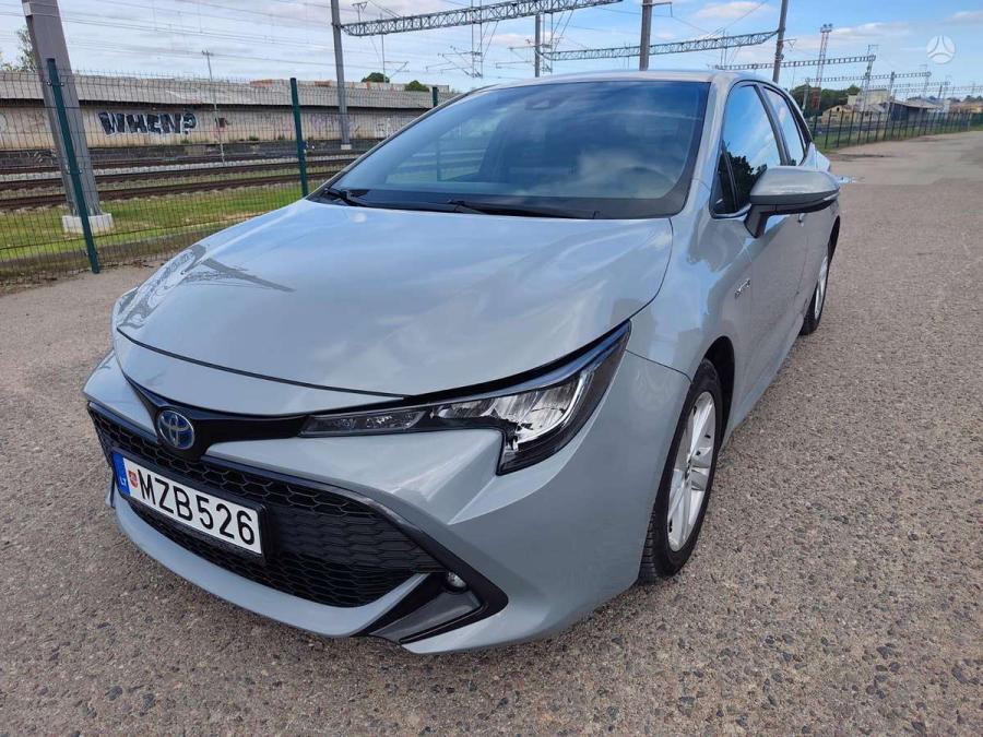 Grey Toyota Corolla 2019 in Siauliai, with an engine capacity of 1.80 L and mileage of 78 thousand km for 16200 €, photo 1 on AUTOMOTO.COM.LV