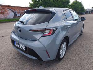 Grey Toyota Corolla 2019 in Siauliai, with an engine capacity of 1.80 L and mileage of 78 thousand km for 16200 €, photo 5 on AUTOMOTO.COM.LV