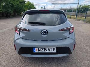 Grey Toyota Corolla 2019 in Siauliai, with an engine capacity of 1.80 L and mileage of 78 thousand km for 16200 €, photo 6 on AUTOMOTO.COM.LV