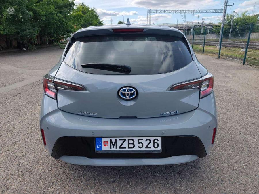 Grey Toyota Corolla 2019 in Siauliai, with an engine capacity of 1.80 L and mileage of 78 thousand km for 16200 €, photo 6 on AUTOMOTO.COM.LV