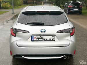 Grey Toyota Corolla 2019 in Vilnius, with an engine capacity of 2.00 L and mileage of 66 thousand km for 15500 €, photo 10 on AUTOMOTO.COM.LV
