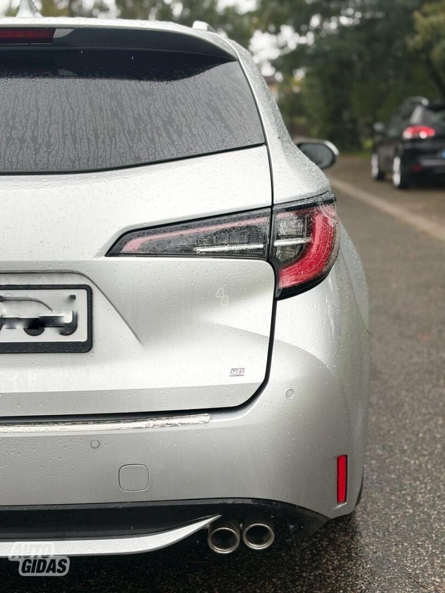 Grey Toyota Corolla 2019 in Vilnius, with an engine capacity of 2.00 L and mileage of 66 thousand km for 15500 €, photo 17 on AUTOMOTO.COM.LV