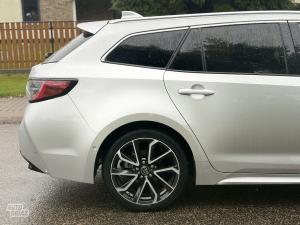 Grey Toyota Corolla 2019 in Vilnius, with an engine capacity of 2.00 L and mileage of 66 thousand km for 15500 €, photo 18 on AUTOMOTO.COM.LV