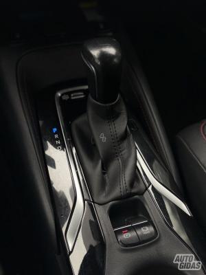 Grey Toyota Corolla 2019 in Vilnius, with an engine capacity of 2.00 L and mileage of 66 thousand km for 15500 €, photo 27 on AUTOMOTO.COM.LV
