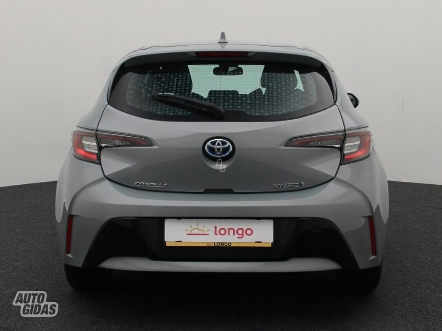 Grey Toyota Corolla 2020 in Vilnius, with an engine capacity of 1.80 L and mileage of 206 thousand km for 14399 €, photo 5 on AUTOMOTO.COM.LV