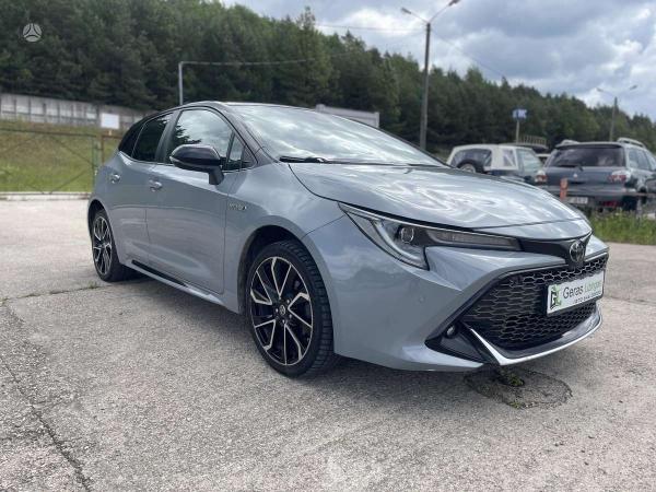 Grey Toyota Corolla 2020 in Vilnius, with an engine capacity of 1.80 L and mileage of 116 thousand km for 14900 €, photo 3 on AUTOMOTO.COM.LV