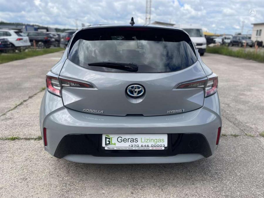 Grey Toyota Corolla 2020 in Vilnius, with an engine capacity of 1.80 L and mileage of 116 thousand km for 14900 €, photo 6 on AUTOMOTO.COM.LV