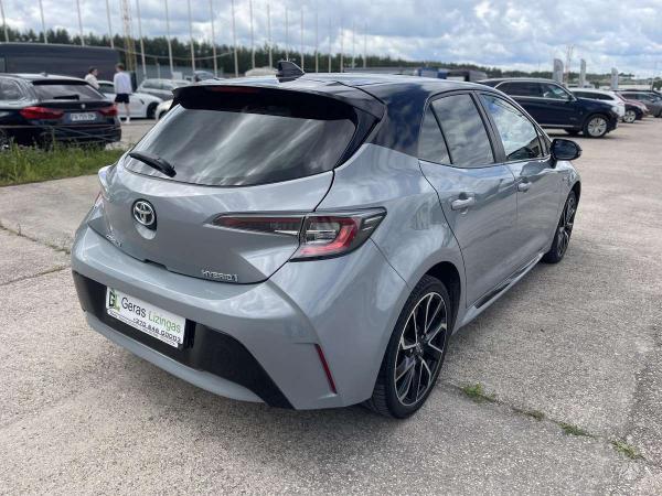 Grey Toyota Corolla 2020 in Vilnius, with an engine capacity of 1.80 L and mileage of 116 thousand km for 14900 €, photo 6 on AUTOMOTO.COM.LV