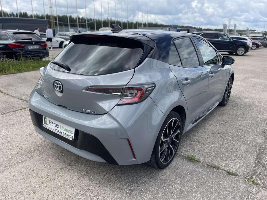 Grey Toyota Corolla 2020 in Vilnius, with an engine capacity of 1.80 L and mileage of 116 thousand km for 14900 €, photo 7 on AUTOMOTO.COM.LV