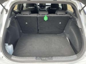Grey Toyota Corolla 2020 in Vilnius, with an engine capacity of 1.80 L and mileage of 116 thousand km for 14900 €, photo 13 on AUTOMOTO.COM.LV