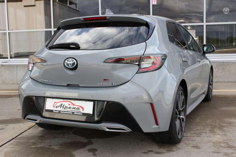 Grey Toyota Corolla 2020 in Vilnius, with an engine capacity of 1.99 L and mileage of 200 thousand km for 18950 €, photo 6 on AUTOMOTO.COM.LV