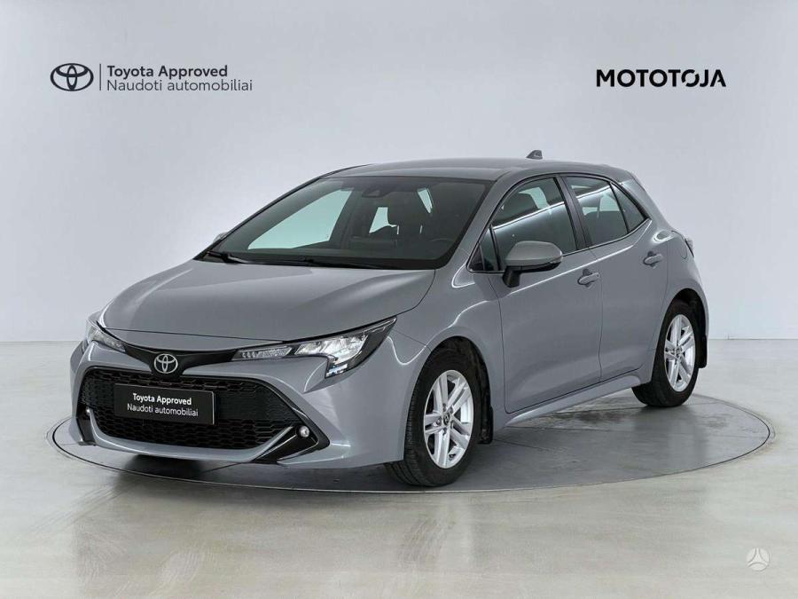 Pelēks Toyota Corolla 2020 Viļņa, ar dzinēja tilpumu 1.20 L un nobraukumu 73 tūkst. km par 14900 €, foto 1 vietnē AUTOMOTO.COM.LV