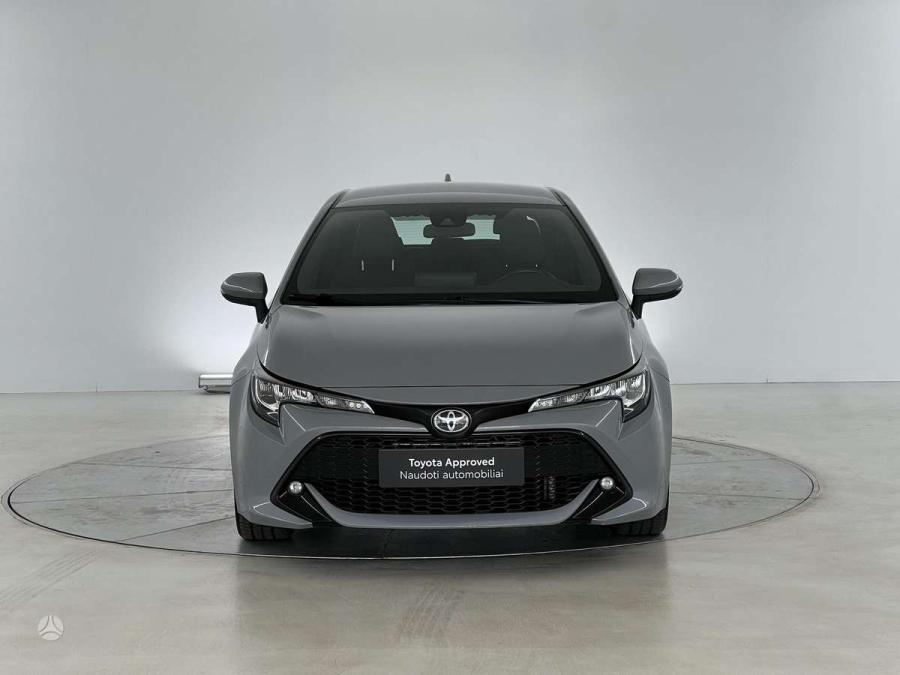 Pelēks Toyota Corolla 2020 Viļņa, ar dzinēja tilpumu 1.20 L un nobraukumu 73 tūkst. km par 14900 €, foto 6 vietnē AUTOMOTO.COM.LV