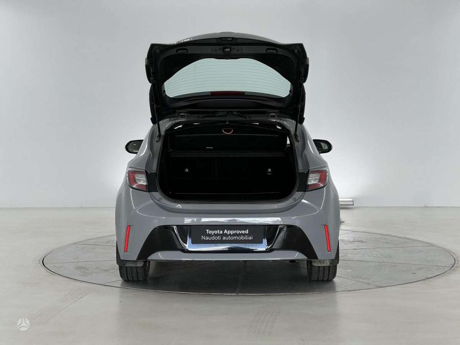 Pelēks Toyota Corolla 2020 Viļņa, ar dzinēja tilpumu 1.20 L un nobraukumu 73 tūkst. km par 14900 €, foto 11 vietnē AUTOMOTO.COM.LV