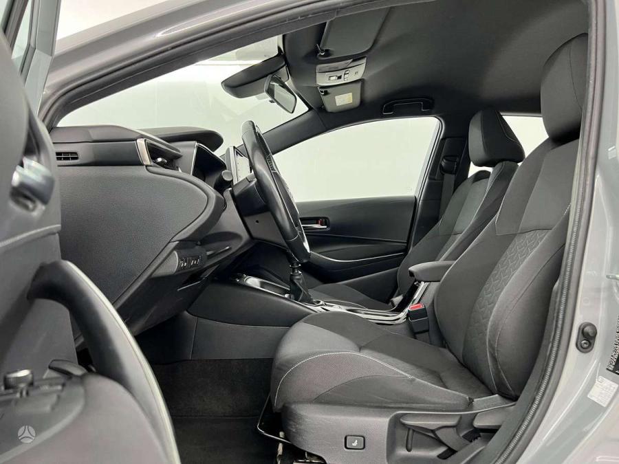Pelēks Toyota Corolla 2020 Viļņa, ar dzinēja tilpumu 1.20 L un nobraukumu 73 tūkst. km par 14900 €, foto 12 vietnē AUTOMOTO.COM.LV