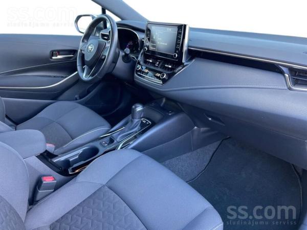 Pelēks Toyota Corolla 2020 Rīga, ar dzinēja tilpumu 1.80 L un nobraukumu 43 tūkst. km par 18990 €, foto 7 vietnē AUTOMOTO.COM.LV