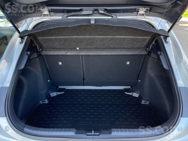 Pelēks Toyota Corolla 2020 Rīga, ar dzinēja tilpumu 1.80 L un nobraukumu 43 tūkst. km par 18990 €, foto 11 vietnē AUTOMOTO.COM.LV
