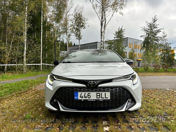 Pelēks Toyota Corolla 2021 Tallina, ar dzinēja tilpumu 2.00 L un nobraukumu 81 tūkst. km par 17700 €, foto 2 vietnē AUTOMOTO.COM.LV