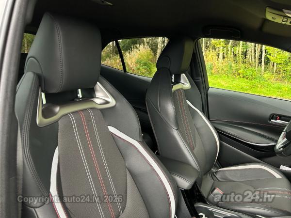 Pelēks Toyota Corolla 2021 Tallina, ar dzinēja tilpumu 2.00 L un nobraukumu 81 tūkst. km par 17700 €, foto 10 vietnē AUTOMOTO.COM.LV