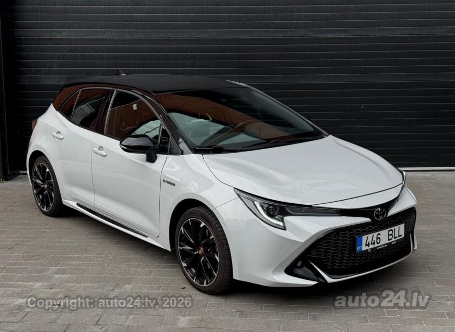 Pelēks Toyota Corolla 2021 Tallina, ar dzinēja tilpumu 2.00 L un nobraukumu 82 tūkst. km par 19900 €, foto 3 vietnē AUTOMOTO.COM.LV