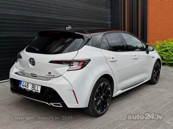 Pelēks Toyota Corolla 2021 Tallina, ar dzinēja tilpumu 2.00 L un nobraukumu 82 tūkst. km par 19900 €, foto 9 vietnē AUTOMOTO.COM.LV
