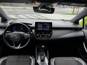 Pelēks Toyota Corolla 2021 Tallina, ar dzinēja tilpumu 2.00 L un nobraukumu 82 tūkst. km par 19900 €, foto 13 vietnē AUTOMOTO.COM.LV