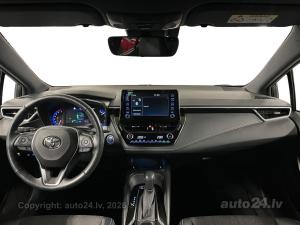 Grey Toyota Corolla 2021 in Tallinn, with an engine capacity of 1.80 L and mileage of 42 thousand km for 18990 €, photo 9 on AUTOMOTO.COM.LV