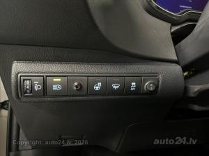 Grey Toyota Corolla 2021 in Tallinn, with an engine capacity of 1.80 L and mileage of 42 thousand km for 18990 €, photo 19 on AUTOMOTO.COM.LV