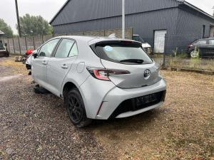 Pelēks Toyota Corolla 2021 Tauragė, ar dzinēja tilpumu 1.80 L un nobraukumu 60 tūkst. km par 4700 €, foto  vietnē AUTOMOTO.COM.LV