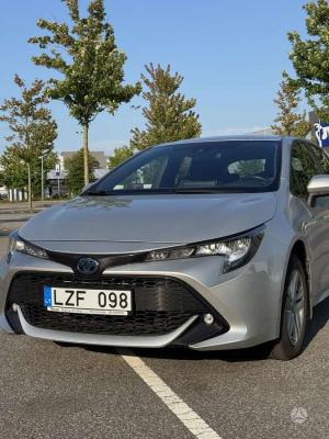 Grey Toyota Corolla 2021 in Klaipeda, with an engine capacity of 1.80 L and mileage of 44 thousand km for 17500 €, photo  on AUTOMOTO.COM.LV