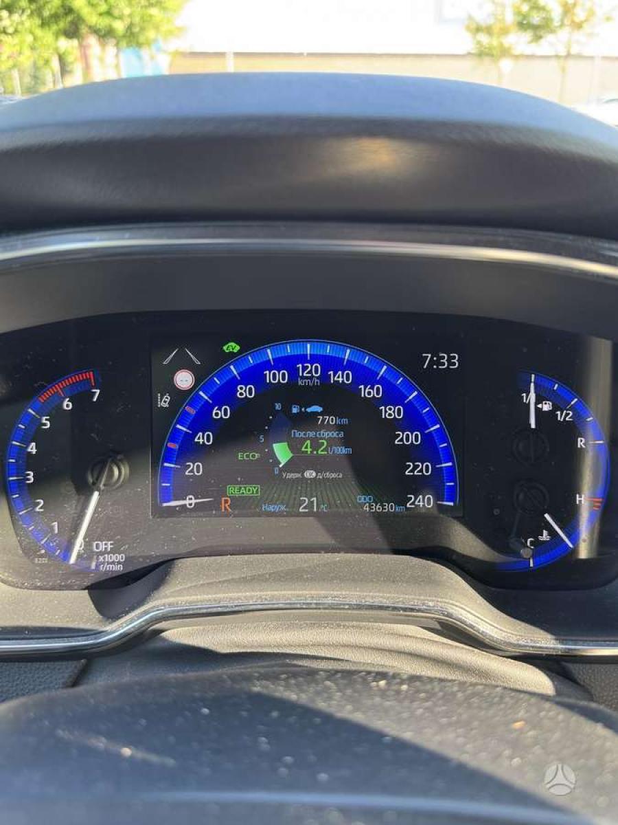 Grey Toyota Corolla 2021 in Klaipeda, with an engine capacity of 1.80 L and mileage of 44 thousand km for 17500 €, photo 11 on AUTOMOTO.COM.LV