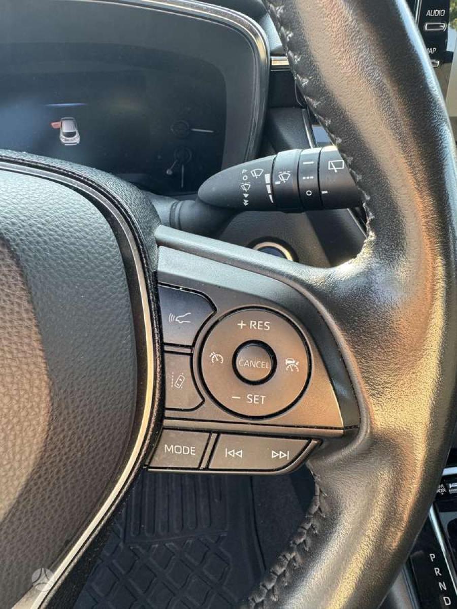 Grey Toyota Corolla 2021 in Klaipeda, with an engine capacity of 1.80 L and mileage of 44 thousand km for 17500 €, photo 13 on AUTOMOTO.COM.LV