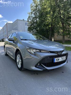 Pelēks Toyota Corolla 2021 Rīga, ar dzinēja tilpumu 1.80 L un nobraukumu 53 tūkst. km par 16900 €, foto 4 vietnē AUTOMOTO.COM.LV