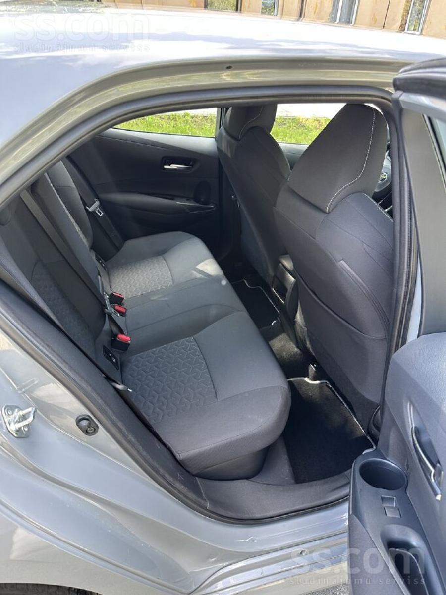 Pelēks Toyota Corolla 2021 Rīga, ar dzinēja tilpumu 1.80 L un nobraukumu 53 tūkst. km par 16900 €, foto 11 vietnē AUTOMOTO.COM.LV