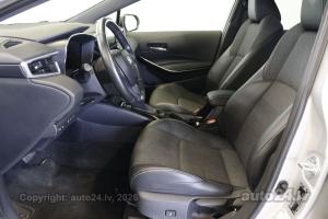 Pelēks Toyota Corolla 2021 Tallina, ar dzinēja tilpumu 1.80 L un nobraukumu 73 tūkst. km par 17400 €, foto 12 vietnē AUTOMOTO.COM.LV