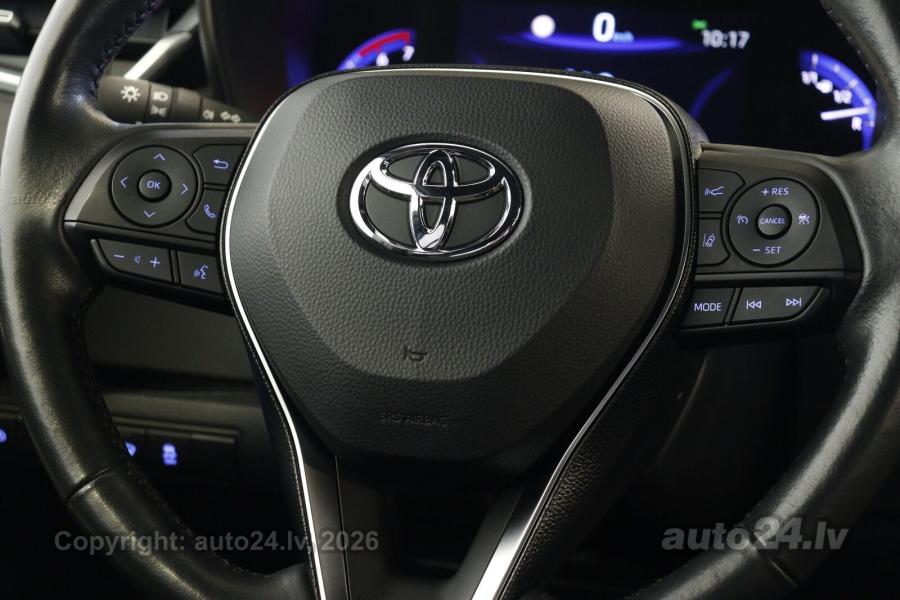 Pelēks Toyota Corolla 2021 Tallina, ar dzinēja tilpumu 1.80 L un nobraukumu 73 tūkst. km par 17400 €, foto 13 vietnē AUTOMOTO.COM.LV