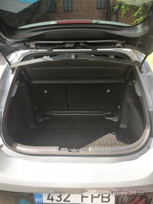 Pelēks Toyota Corolla 2021 Tallina, ar dzinēja tilpumu 1.20 L un nobraukumu 59 tūkst. km par 16500 €, foto 8 vietnē AUTOMOTO.COM.LV