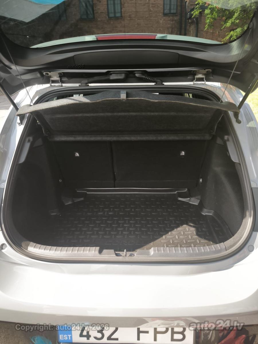 Pelēks Toyota Corolla 2021 Tallina, ar dzinēja tilpumu 1.20 L un nobraukumu 59 tūkst. km par 16500 €, foto 8 vietnē AUTOMOTO.COM.LV
