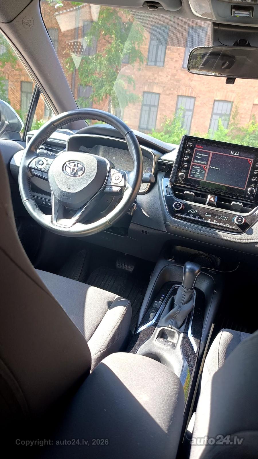 Pelēks Toyota Corolla 2021 Tallina, ar dzinēja tilpumu 1.20 L un nobraukumu 59 tūkst. km par 16500 €, foto 10 vietnē AUTOMOTO.COM.LV