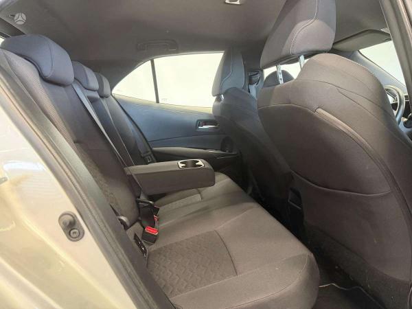 Pelēks Toyota Corolla 2021 Kauņa, ar dzinēja tilpumu 1.80 L un nobraukumu 98 tūkst. km par 18500 €, foto 8 vietnē AUTOMOTO.COM.LV