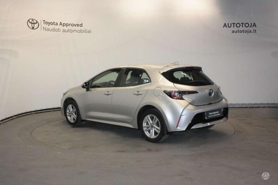 Pelēks Toyota Corolla 2021 Kauņa, ar dzinēja tilpumu 1.80 L un nobraukumu 98 tūkst. km par 18500 €, foto 18 vietnē AUTOMOTO.COM.LV