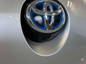 Pelēks Toyota Corolla 2021 Kauņa, ar dzinēja tilpumu 1.80 L un nobraukumu 98 tūkst. km par 18500 €, foto 20 vietnē AUTOMOTO.COM.LV