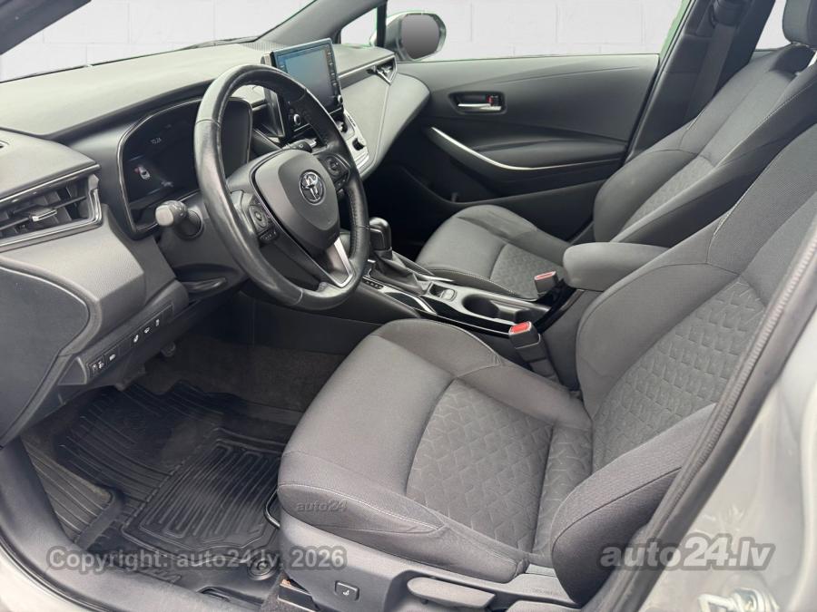 Серый Тойота Королла 2021 в Пайде, объемом двигателя 1.80 л и пробегом 70 тыс. км за 17990 €, фото 12 на AUTOMOTO.COM.LV