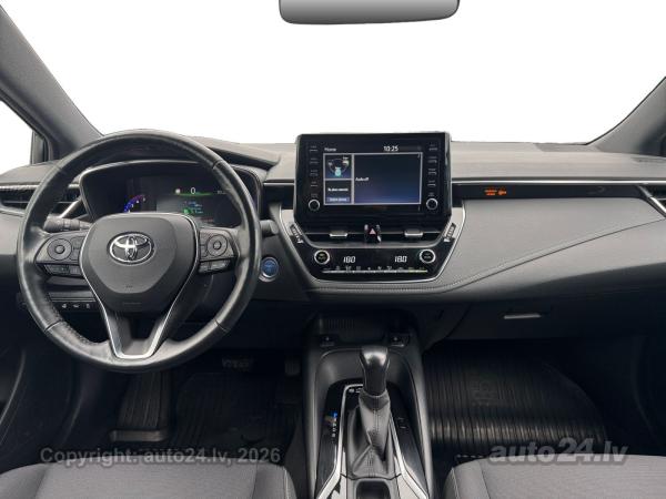 Grey Toyota Corolla 2021 in Paide, with an engine capacity of 1.80 L and mileage of 70 thousand km for 17990 €, photo 9 on AUTOMOTO.COM.LV
