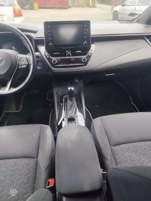 Grey Toyota Corolla 2021 in Pakruojis, with an engine capacity of 1.80 L and mileage of 65 thousand km for 12000 €, photo 12 on AUTOMOTO.COM.LV