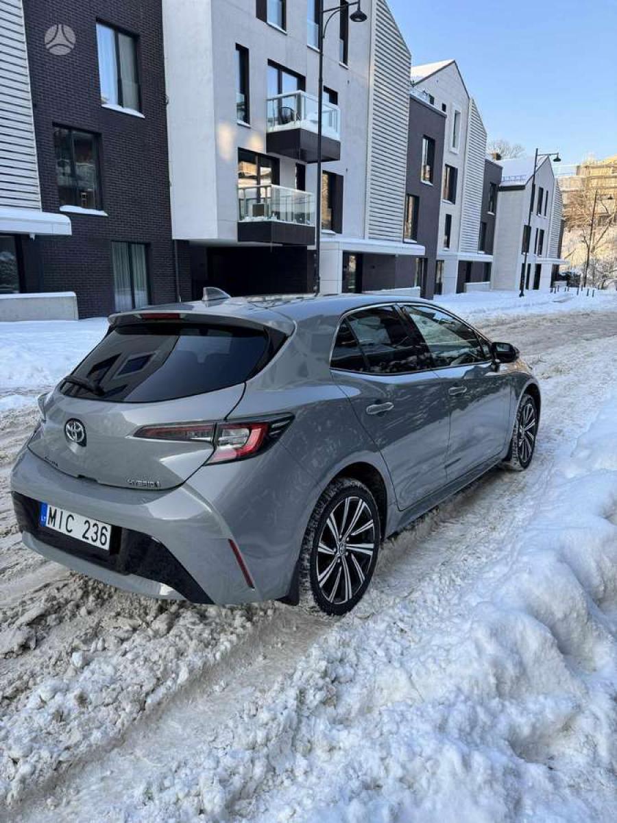 Pelēks Toyota Corolla 2022 Viļņa, ar dzinēja tilpumu 1.80 L un nobraukumu 73 tūkst. km par 19999 €, foto 9 vietnē AUTOMOTO.COM.LV