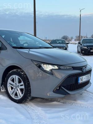 Pelēks Toyota Corolla 2022 Rīga, ar dzinēja tilpumu 1.80 L un nobraukumu 74 tūkst. km par 17600 €, foto 3 vietnē AUTOMOTO.COM.LV