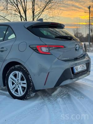 Pelēks Toyota Corolla 2022 Rīga, ar dzinēja tilpumu 1.80 L un nobraukumu 74 tūkst. km par 17600 €, foto 11 vietnē AUTOMOTO.COM.LV