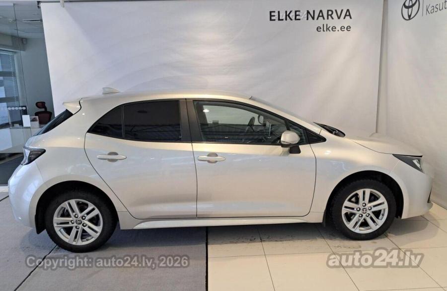 Pelēks Toyota Corolla 2022 Narva, ar dzinēja tilpumu 1.80 L un nobraukumu 84 tūkst. km par 17900 €, foto 3 vietnē AUTOMOTO.COM.LV